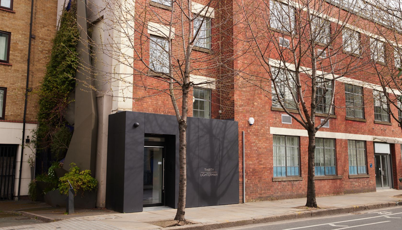 30 Lighterman: A smart and sustainable workplace | TSP